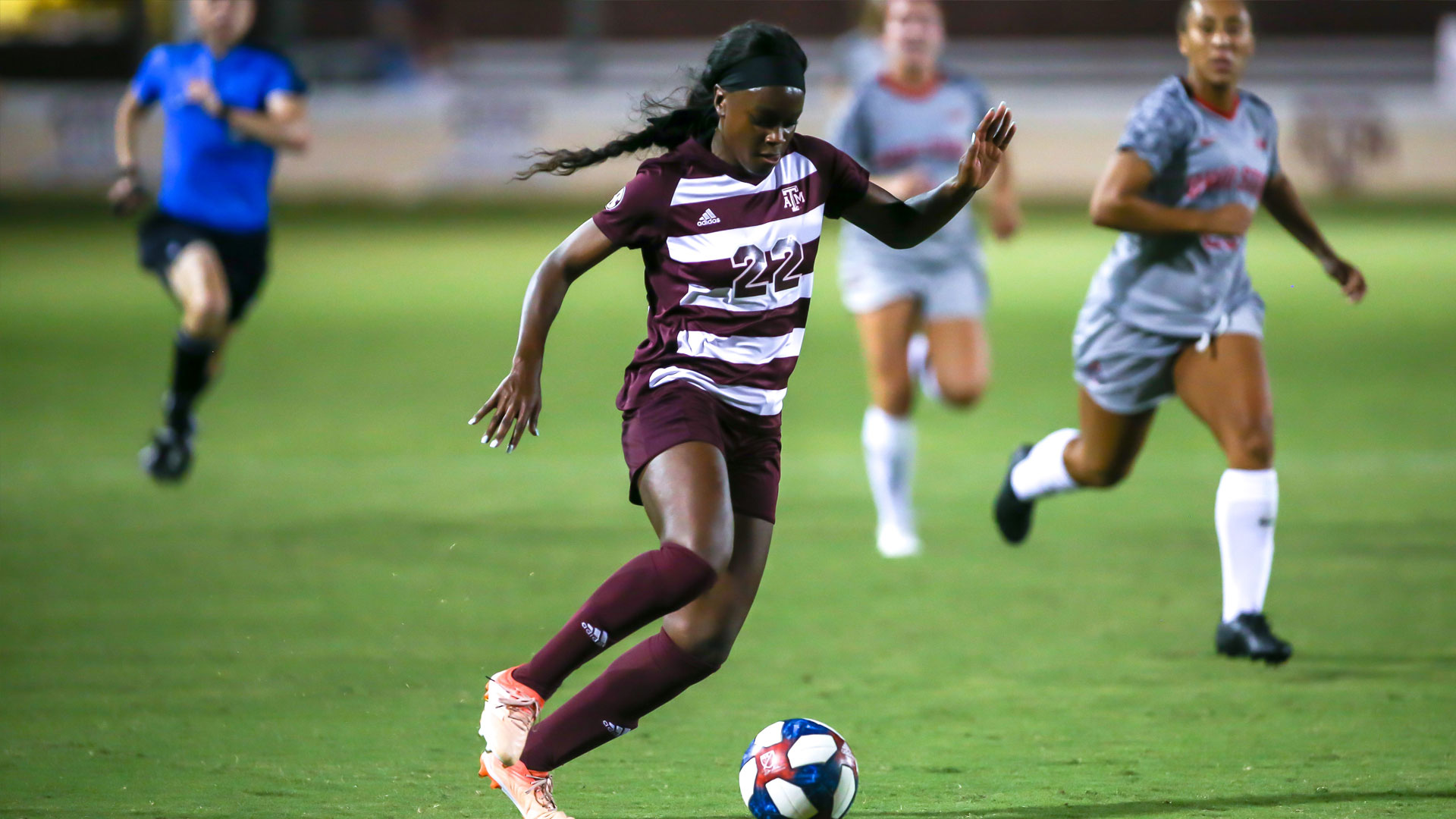 Who is Rheagen Smith? Fact about Emmitt James Smith III's daughter ...