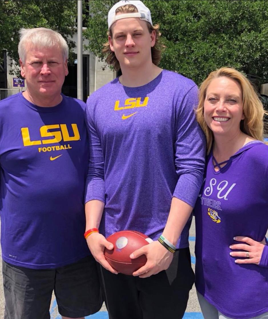 Fact about Joe Barrow's parents, Robin Burrow, and Jim Burrow | Sportsdave