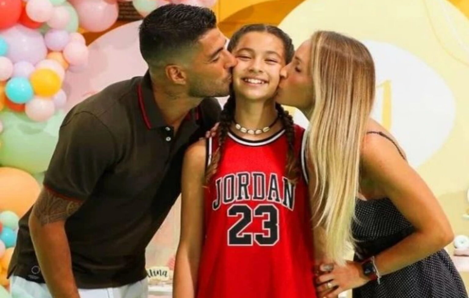 Who is Delfina Suarez? Meet Luis Suárez children | Sportsdave