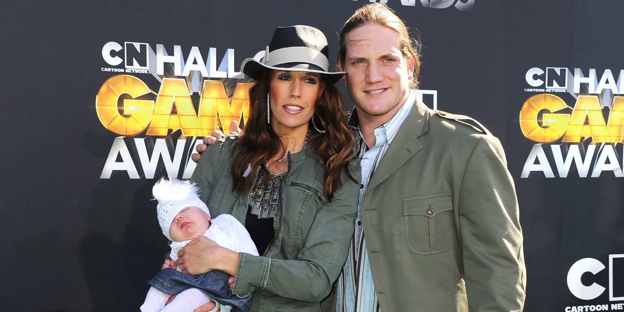 Who is Laura Quinn Hawk? Fact about A. J. Hawk's wife | Sportsdave